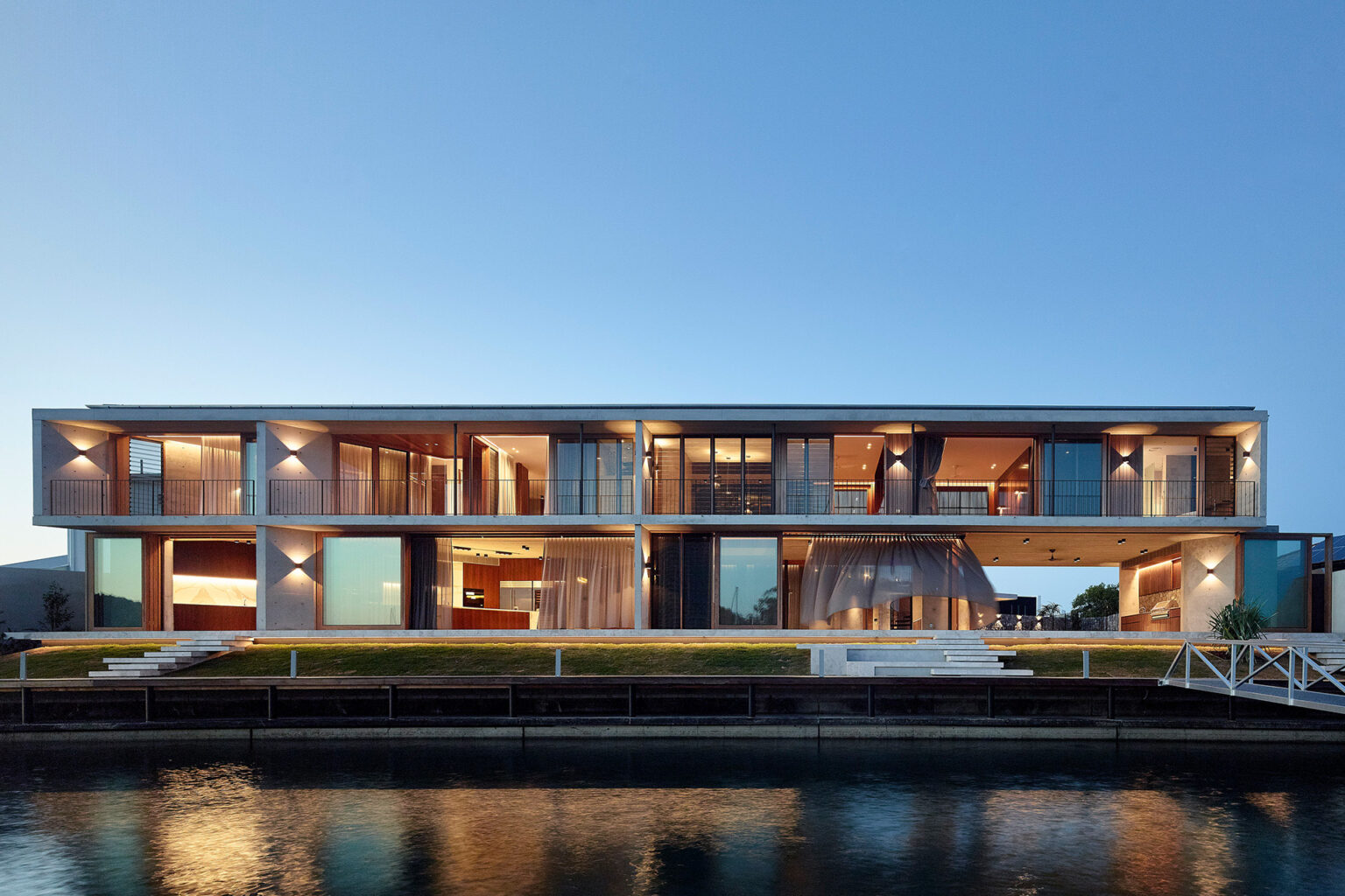 Smart Technology For Homes - Electronic Living